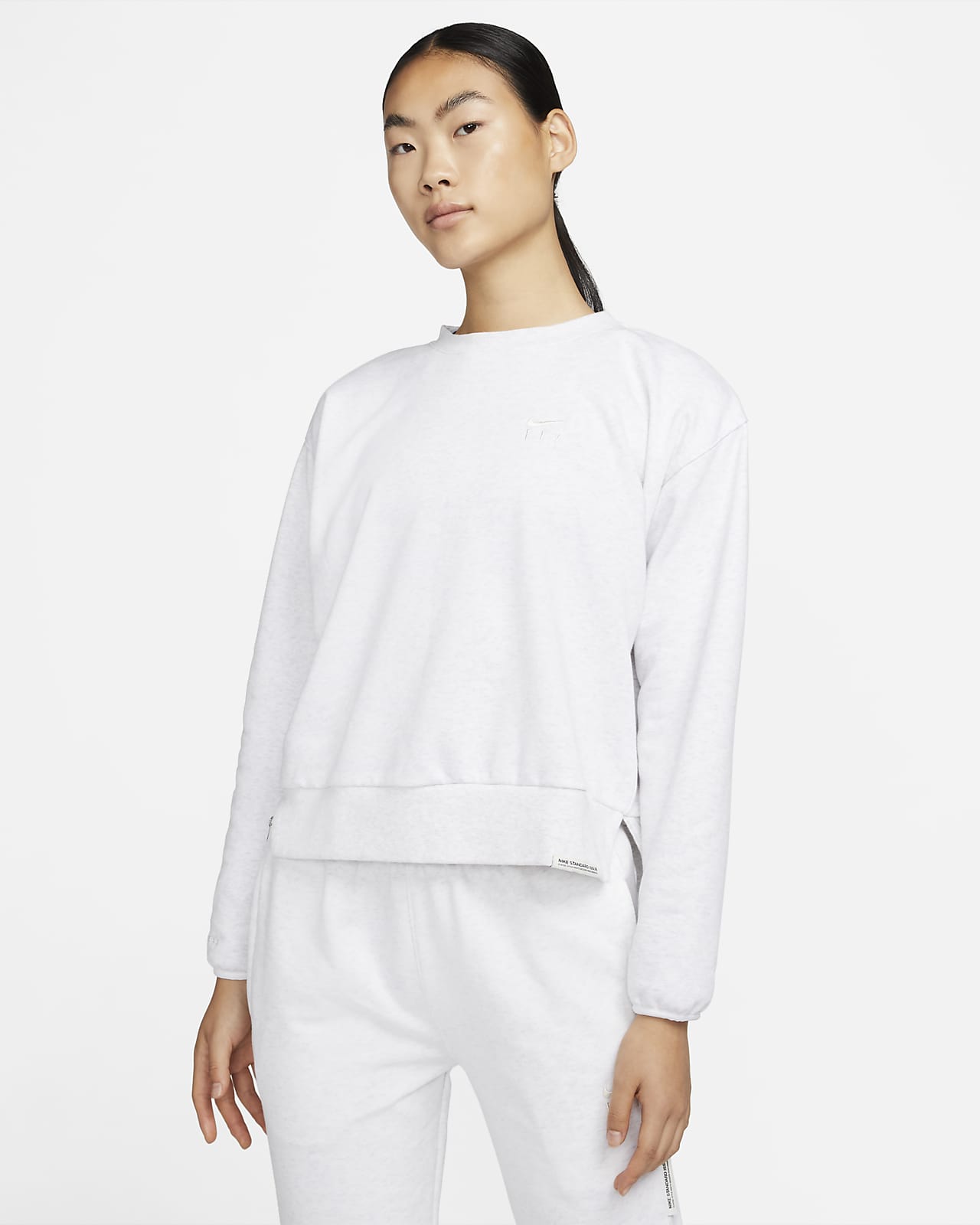 Nike Standard Issue basketsweatshirt til dame. Nike NO