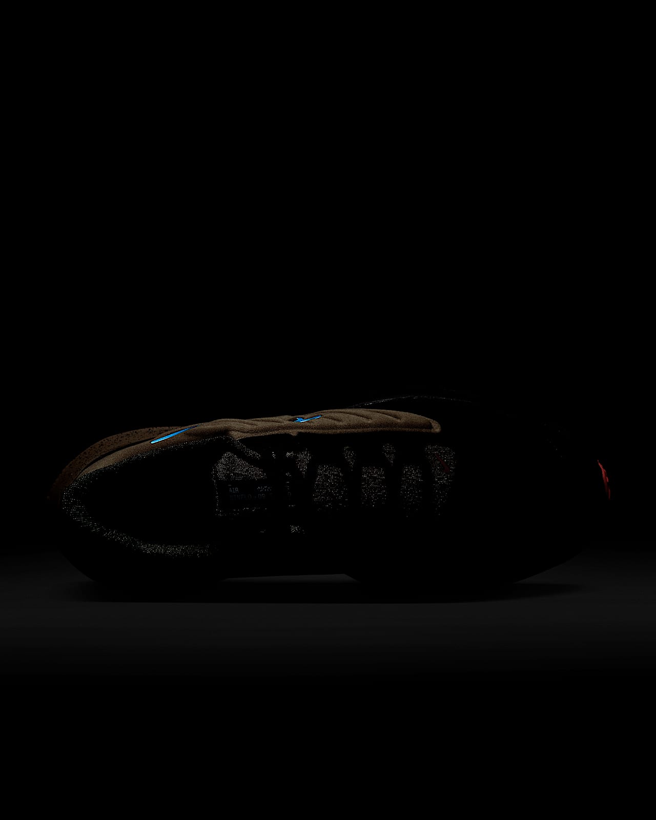 Nike Air Winflo 9 Shield Men's Weatherised Road Running Shoes. Nike AE