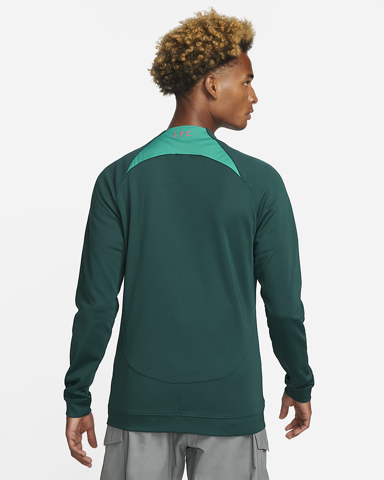 Liverpool F.C. Academy Pro Men's Nike Football Jacket. Nike IE