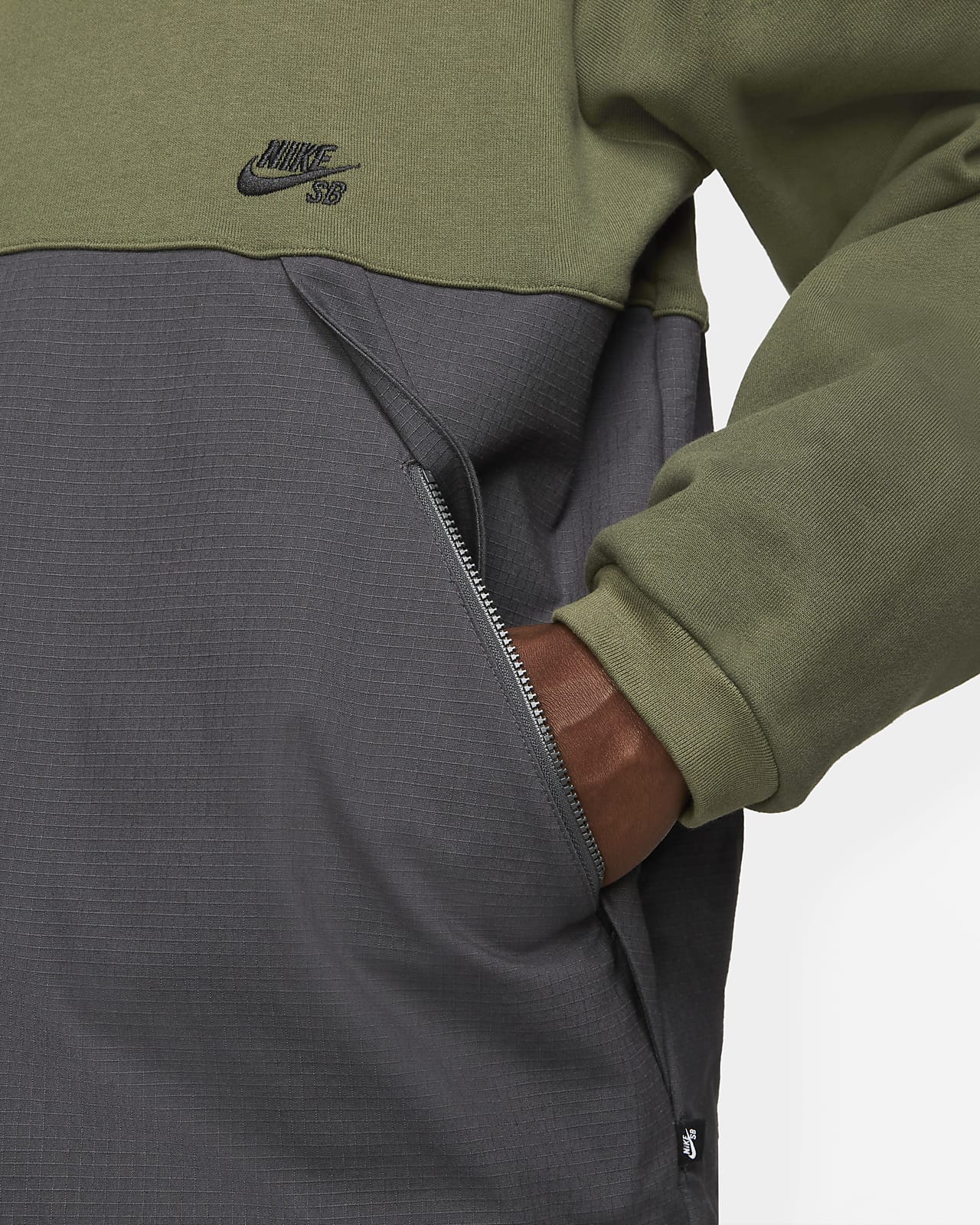Nike SB Skate Top. Nike IE