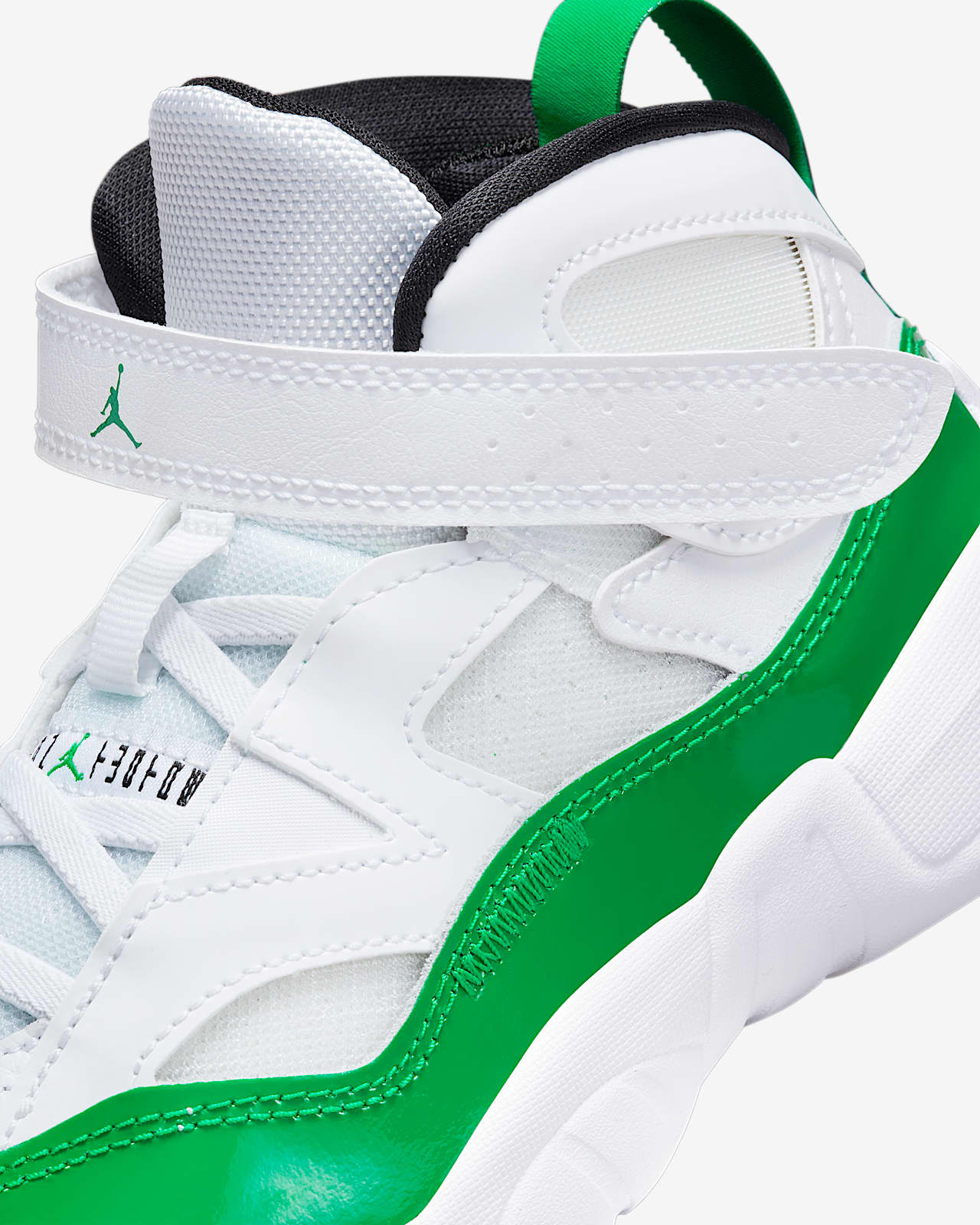 Jumpman Two Trey Younger Kids' Shoes. Nike AE