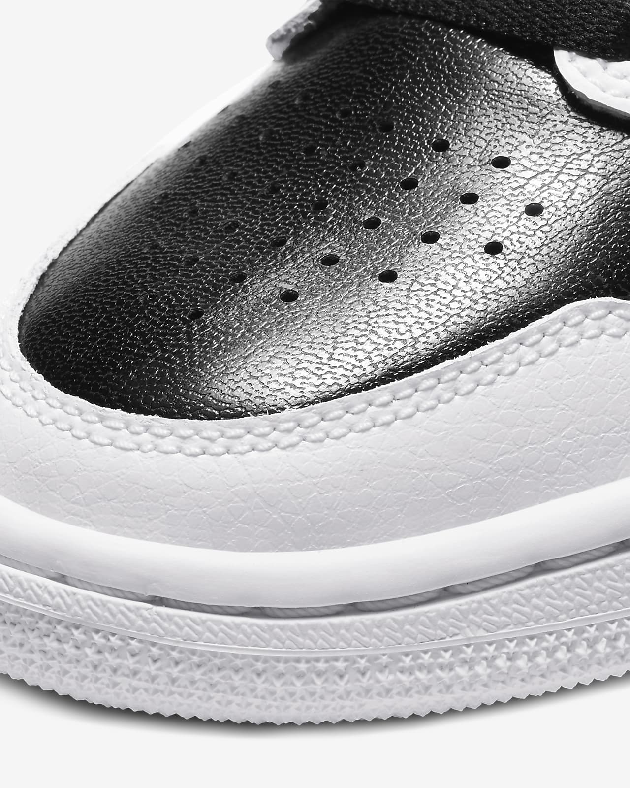 Jordan Access Older Kids' Shoe. Nike BE