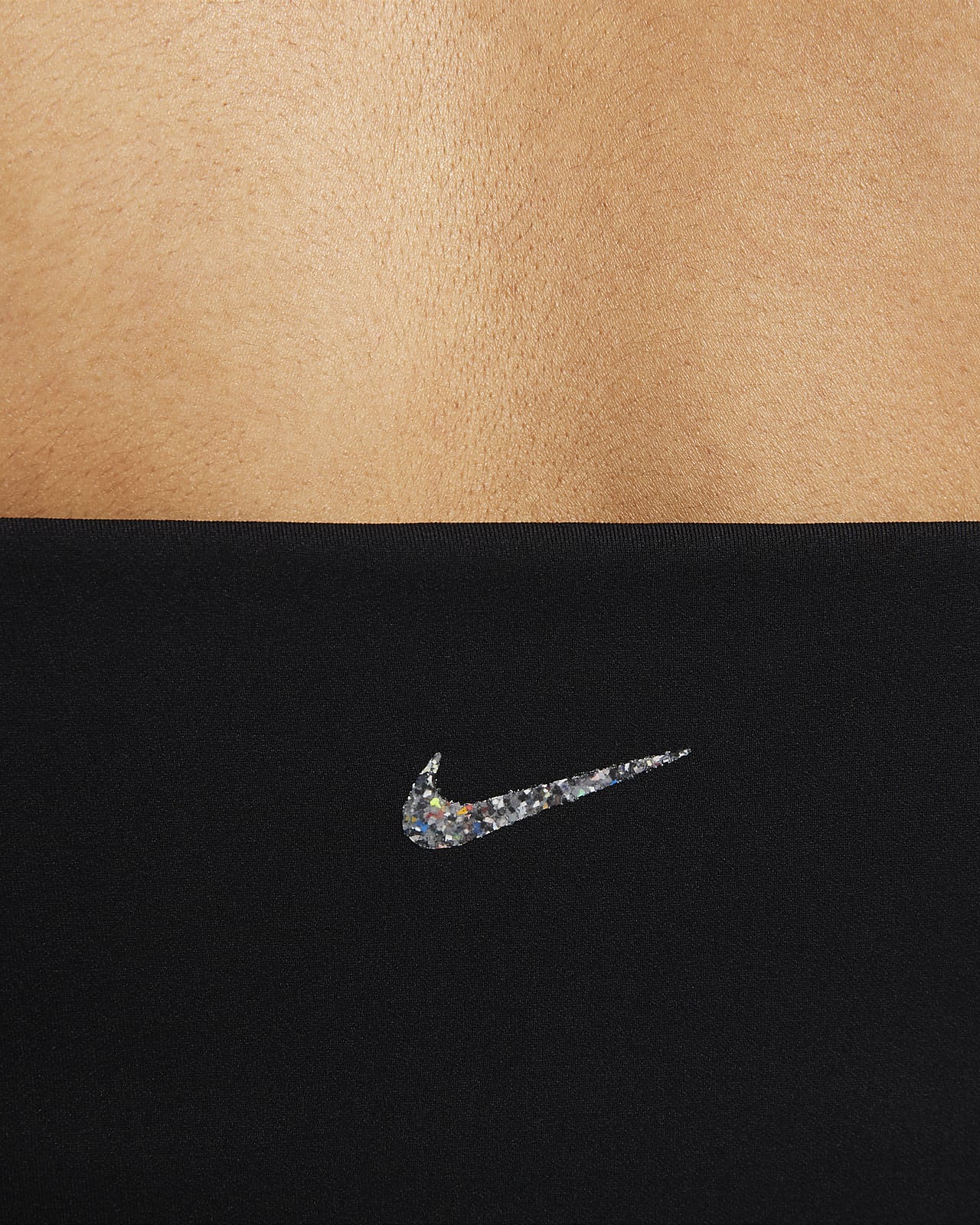 Nike Yoga Dri-FIT Luxe Damen-Tanktop. Nike AT