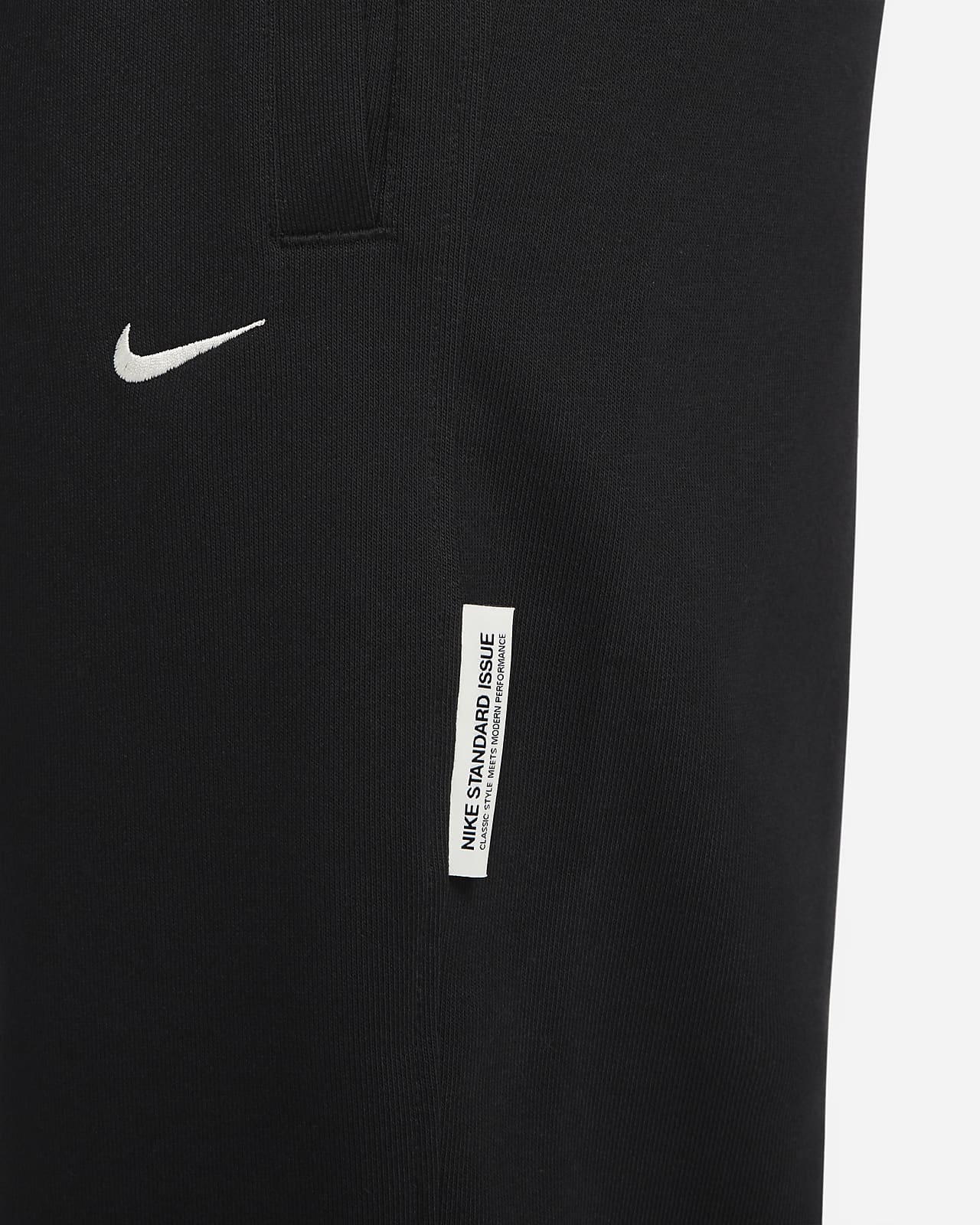 Nike Dri-FIT Standard Issue Men's Basketball Trousers. Nike SE