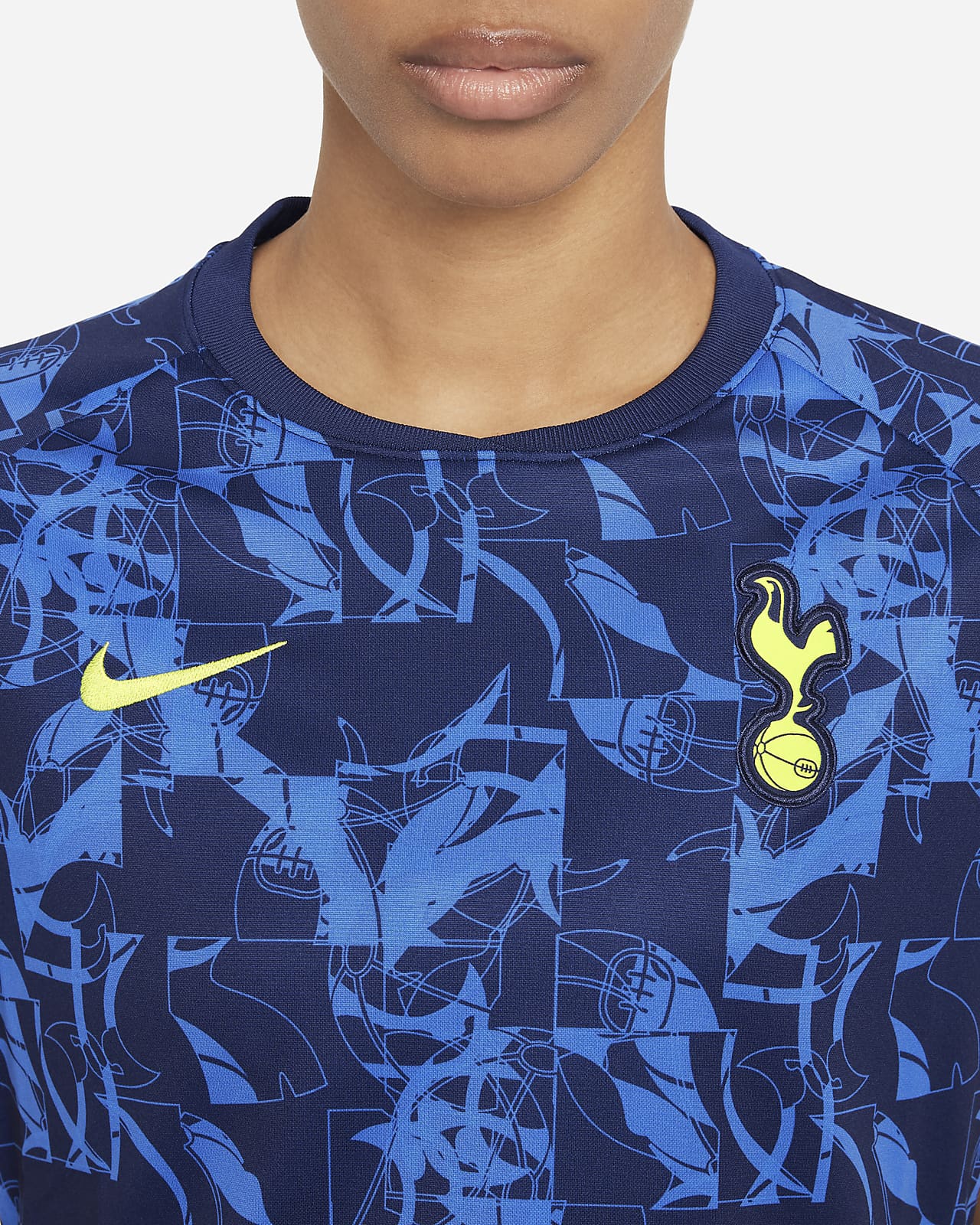 Tottenham Hotspur Women's Pre-Match Short-Sleeve Football Top. Nike NL