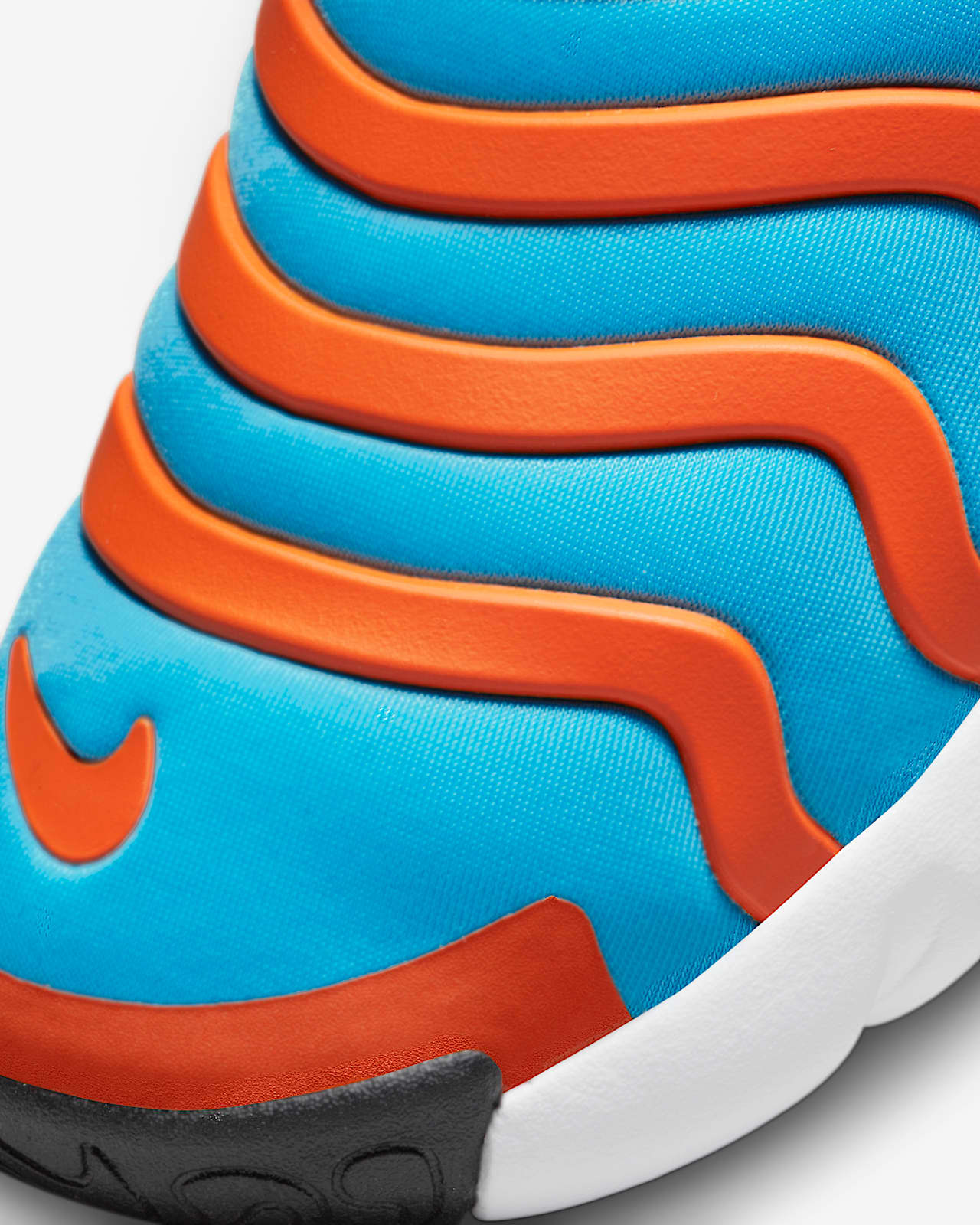 Nike Dynamo Go 小童輕鬆穿脫鞋款。Nike TW