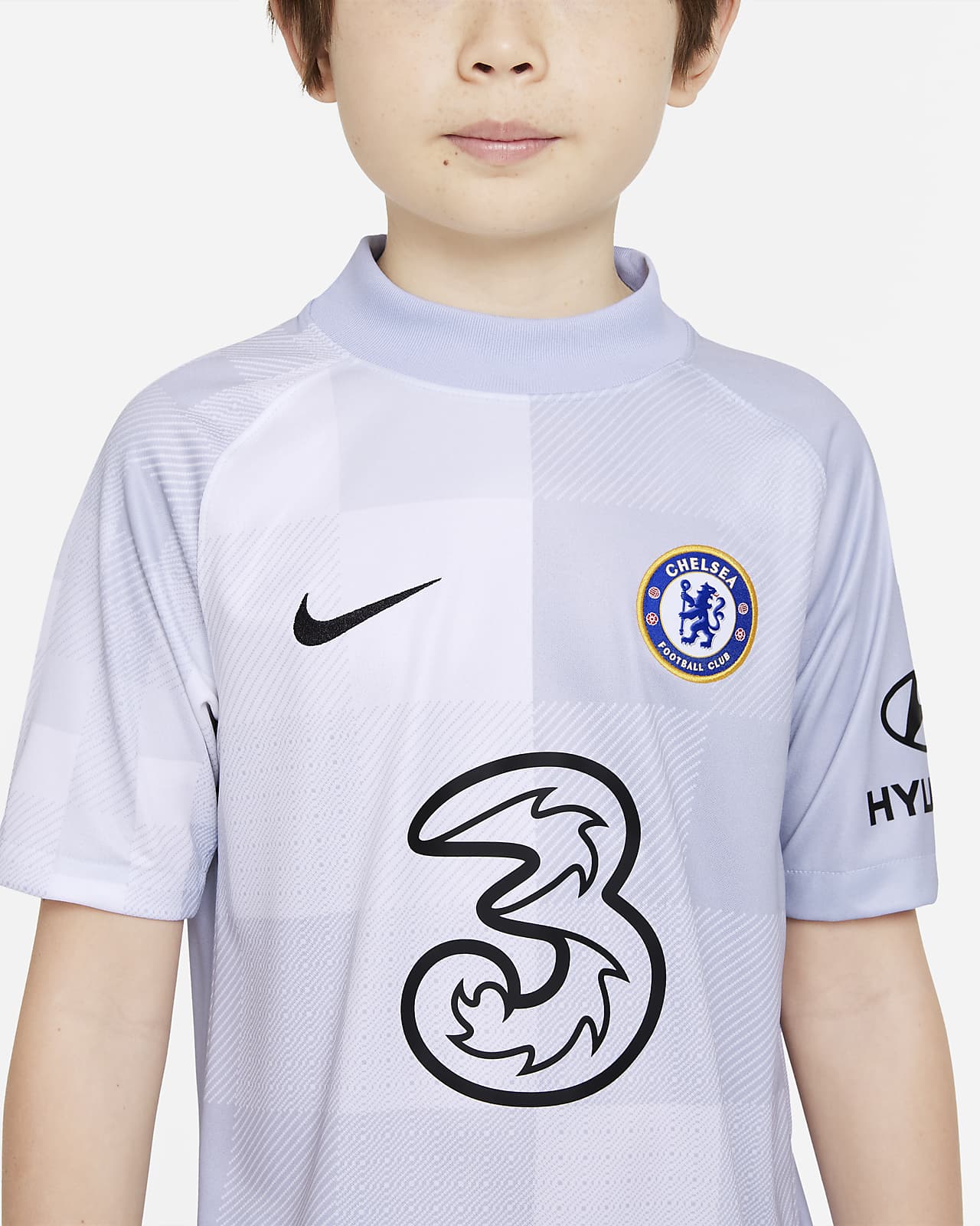 Chelsea F.C. 2021/22 Stadium Goalkeeper Older Kids' Football Shirt. Nike GB