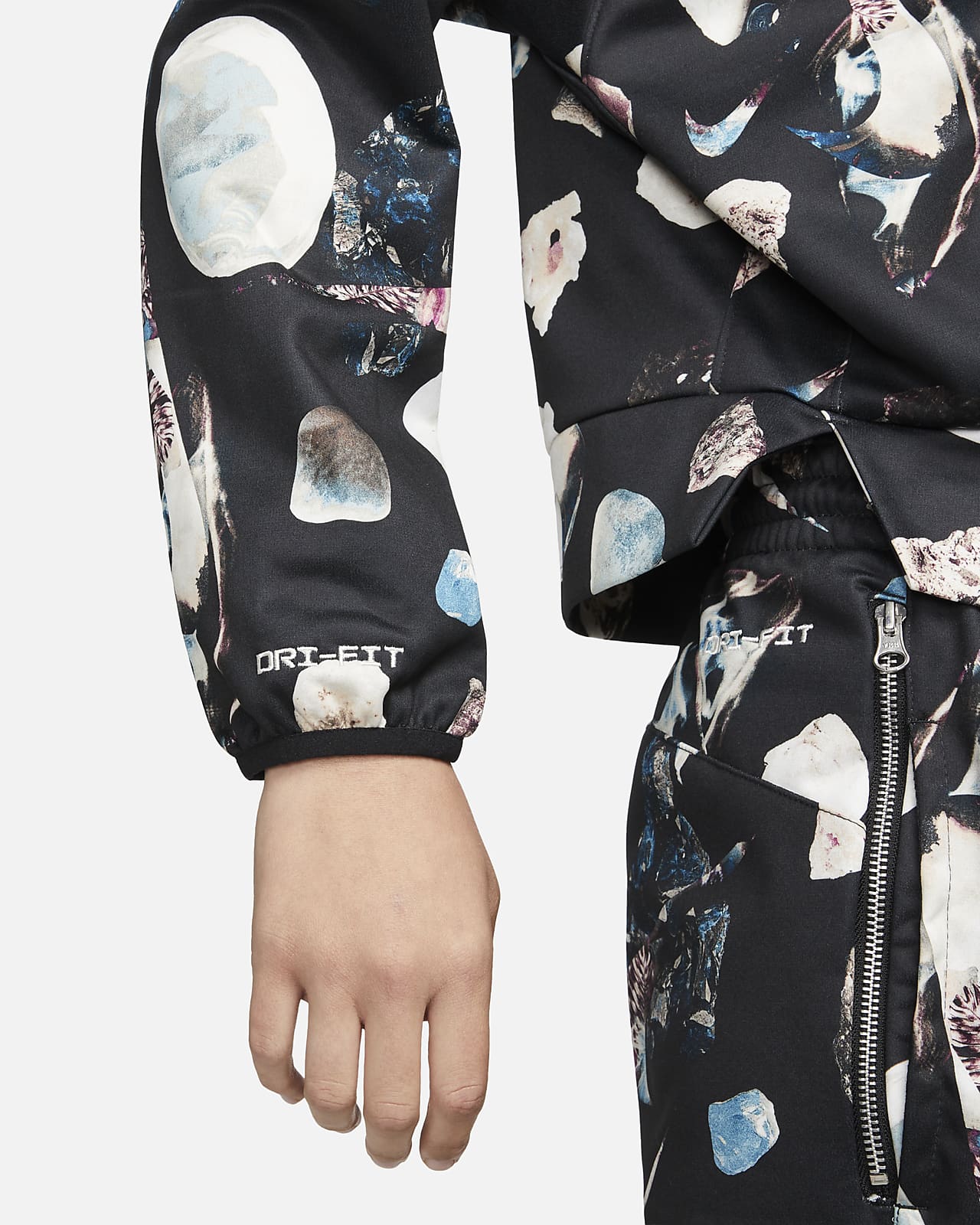 Nike Dri-FIT Standard Issue Basketball-Hoodie für Damen. Nike CH