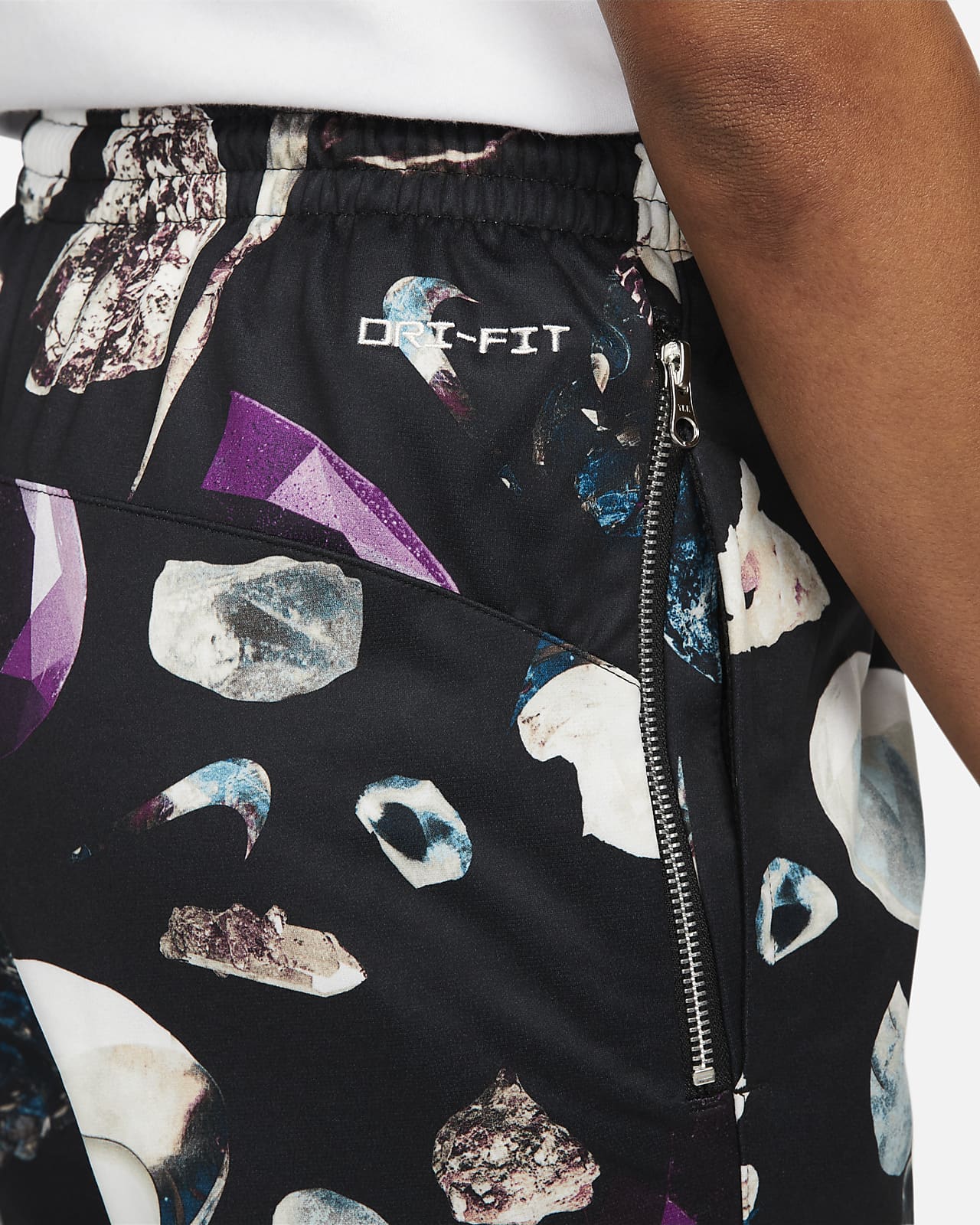 Nike Dri-FIT Standard Issue Women's Basketball Trousers. Nike SG