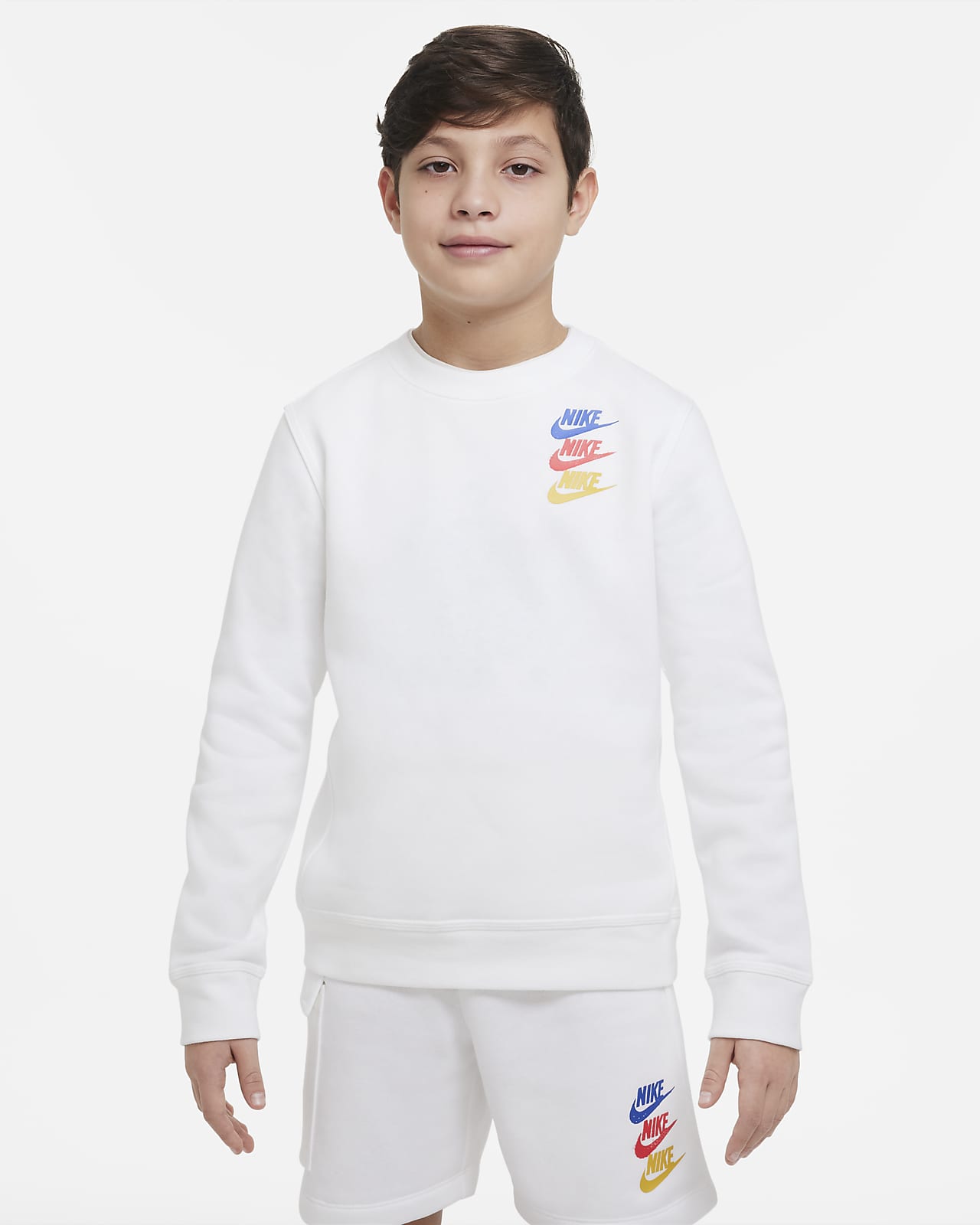 Nike Sportswear Standard Issue Older Kids' (Boys') Fleece Sweatshirt ...
