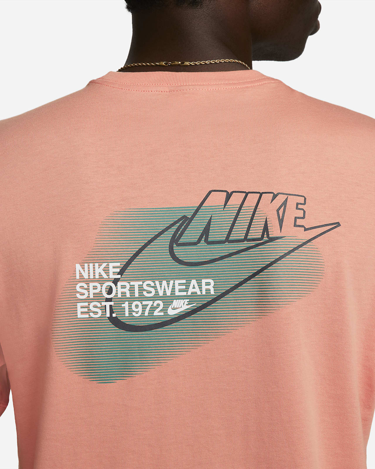 Nike Sportswear Standard Issue Men's T-Shirt. Nike AE