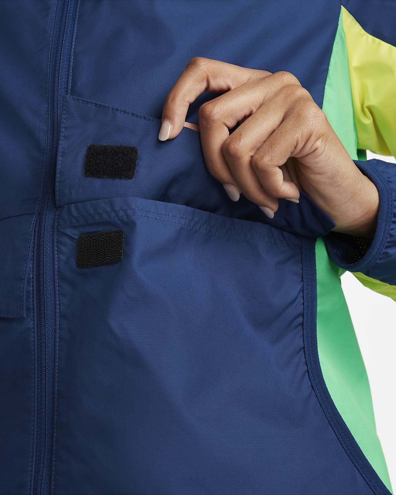 Brazil AWF Women's Full-Zip Football Jacket. Nike CZ