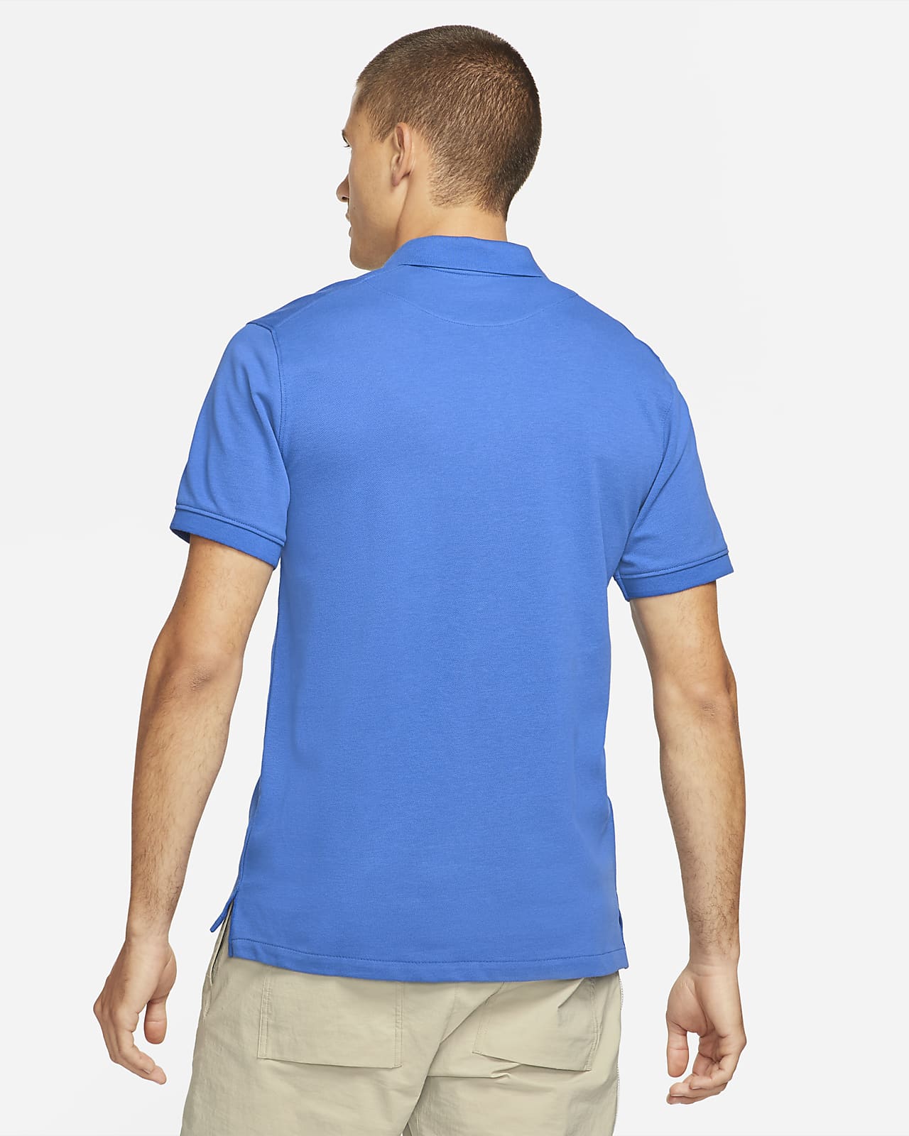 The Nike Polo Chelsea FC Herren-Poloshirt in schmaler Passform. Nike LU