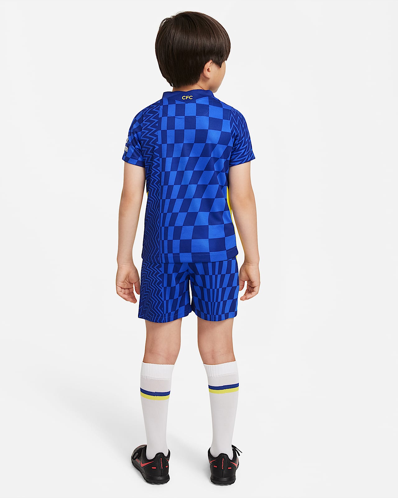Chelsea F.C. 2021/22 Home Younger Kids' Football Kit. Nike PT