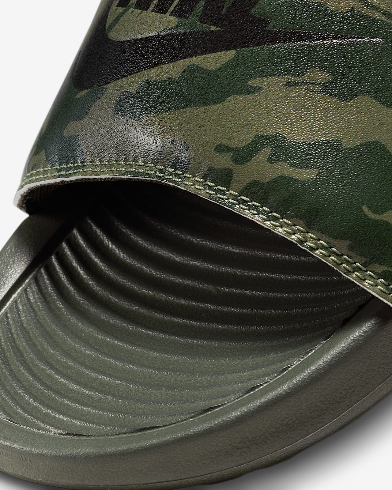 Nike Victori One Men's Printed Slide. Nike SI