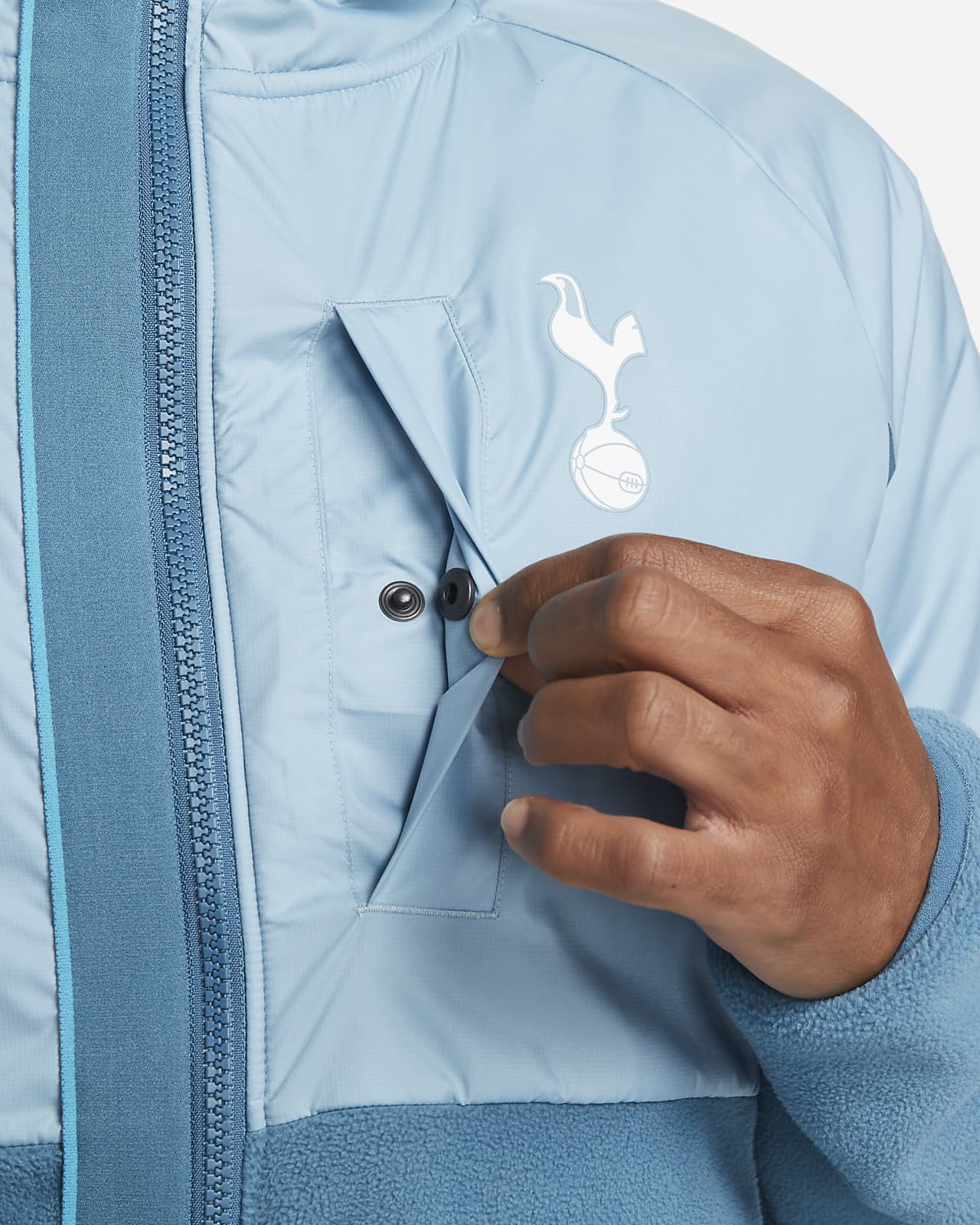 Tottenham Hotspur AWF Men's Winterized Full-Zip Football Jacket. Nike AE