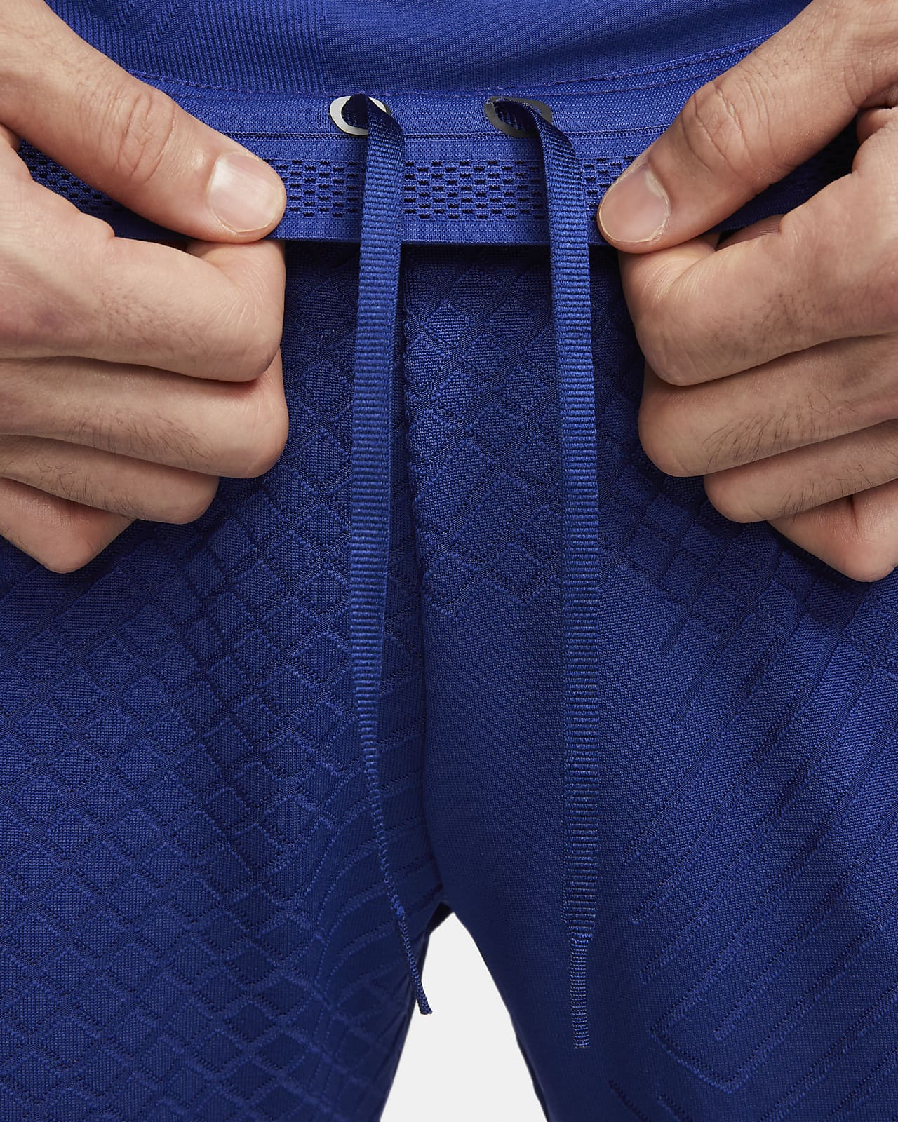 F.C. Barcelona Strike Elite Men's Nike Dri-FIT ADV Knit Football Pants. Nike AE