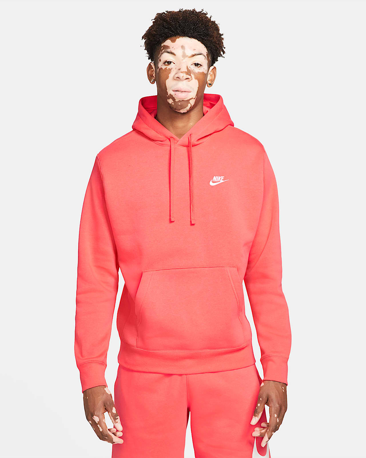 Nike Sportswear Club Fleece Pullover Hoodie. Nike AE