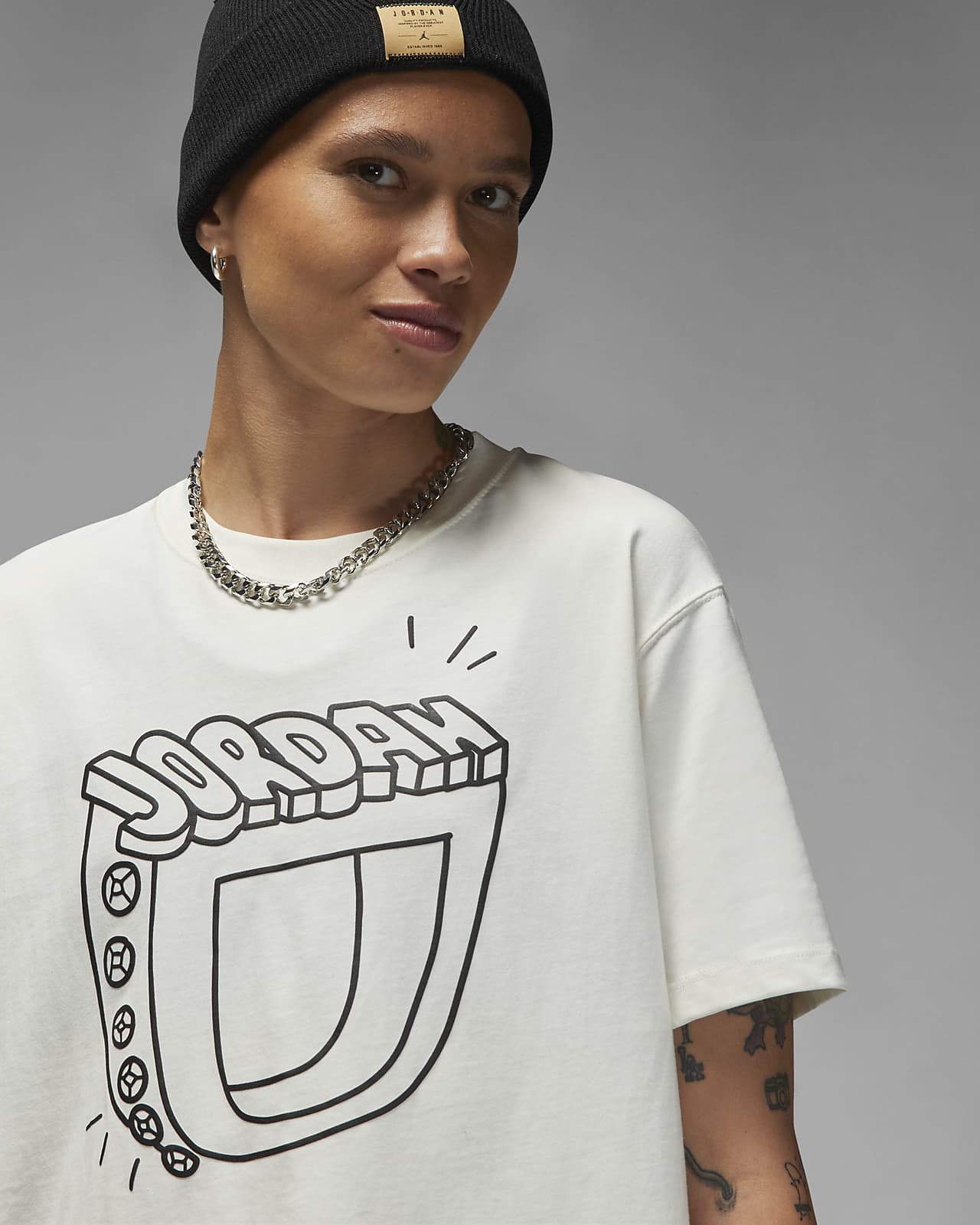 Jordan Artist Series by Mia Lee Women's T-Shirt. Nike SA