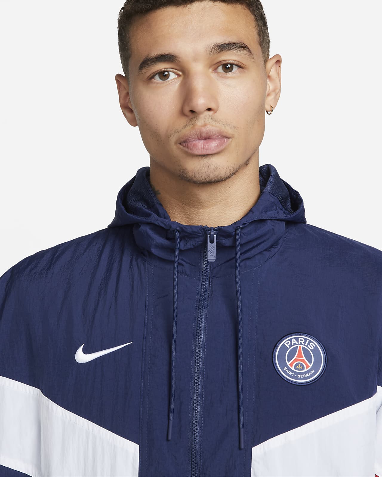 Paris Saint-Germain Strike Men's Woven Football Jacket. Nike PT