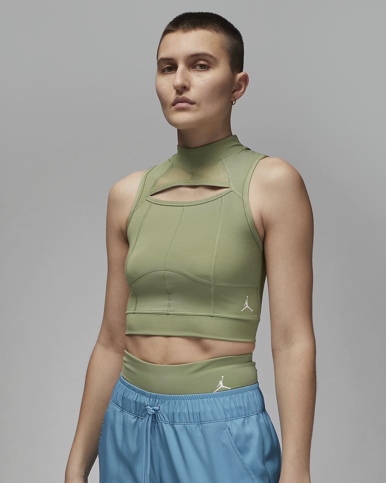 Jordan Sport Women's Crop Top. Nike PT