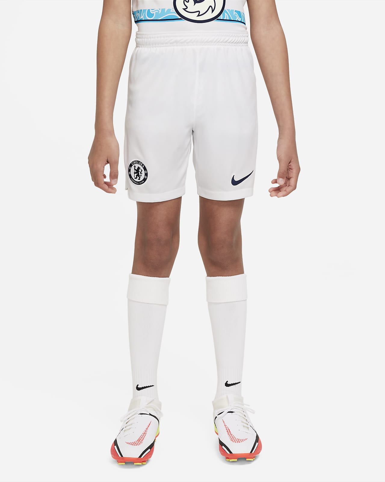 Chelsea F.C. 2022/23 Stadium Home/Away Older Kids' Nike Dri-FIT Football Shorts. Nike LU