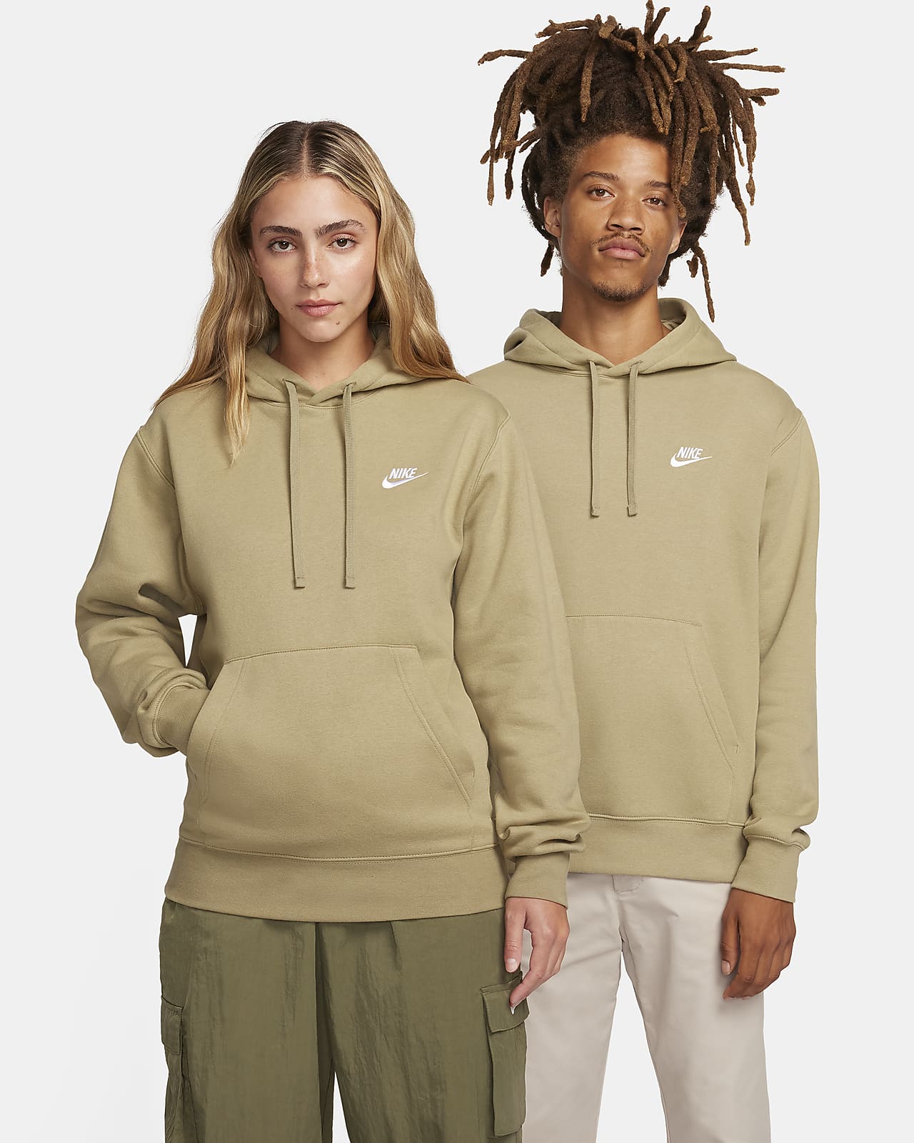 Nike Sportswear Club Fleece Pullover Hoodie. Nike CZ