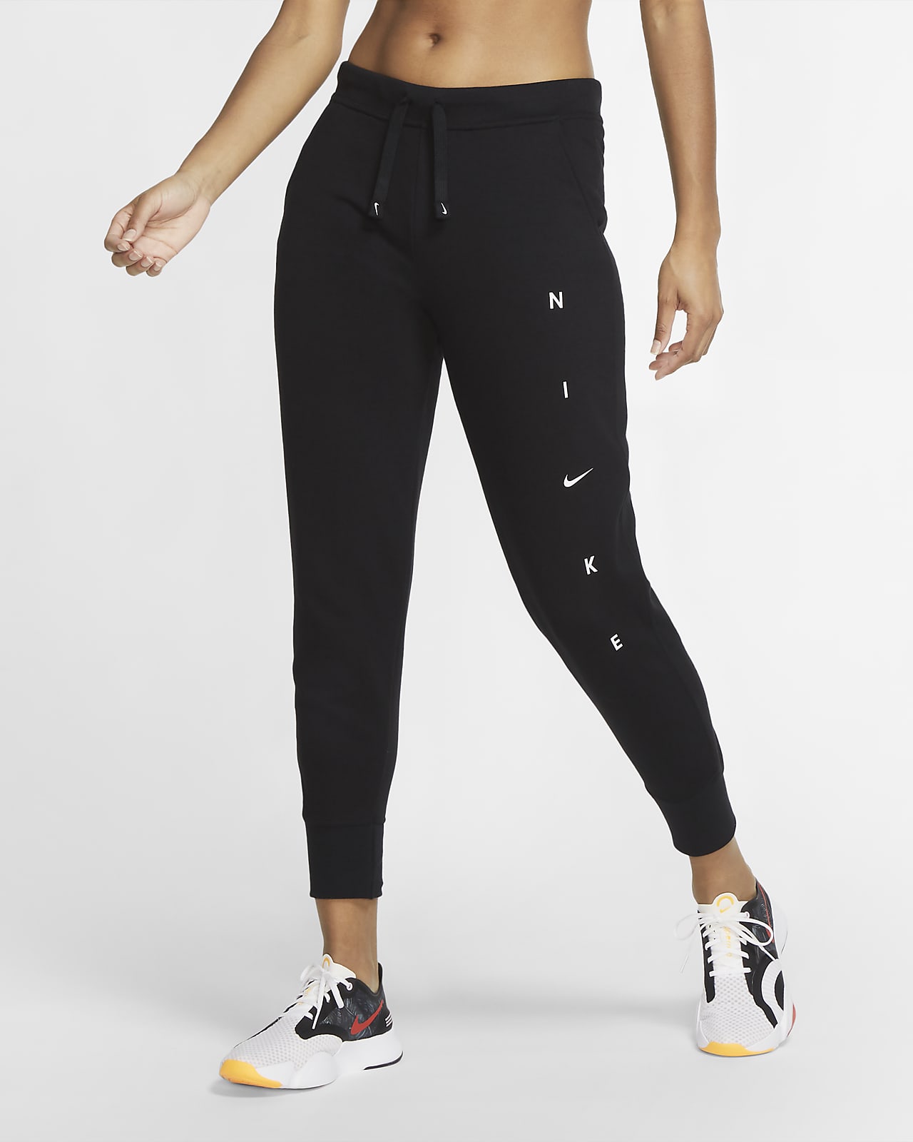 Nike Dri-FIT Get Fit Women's Graphic Training Trousers. Nike CH