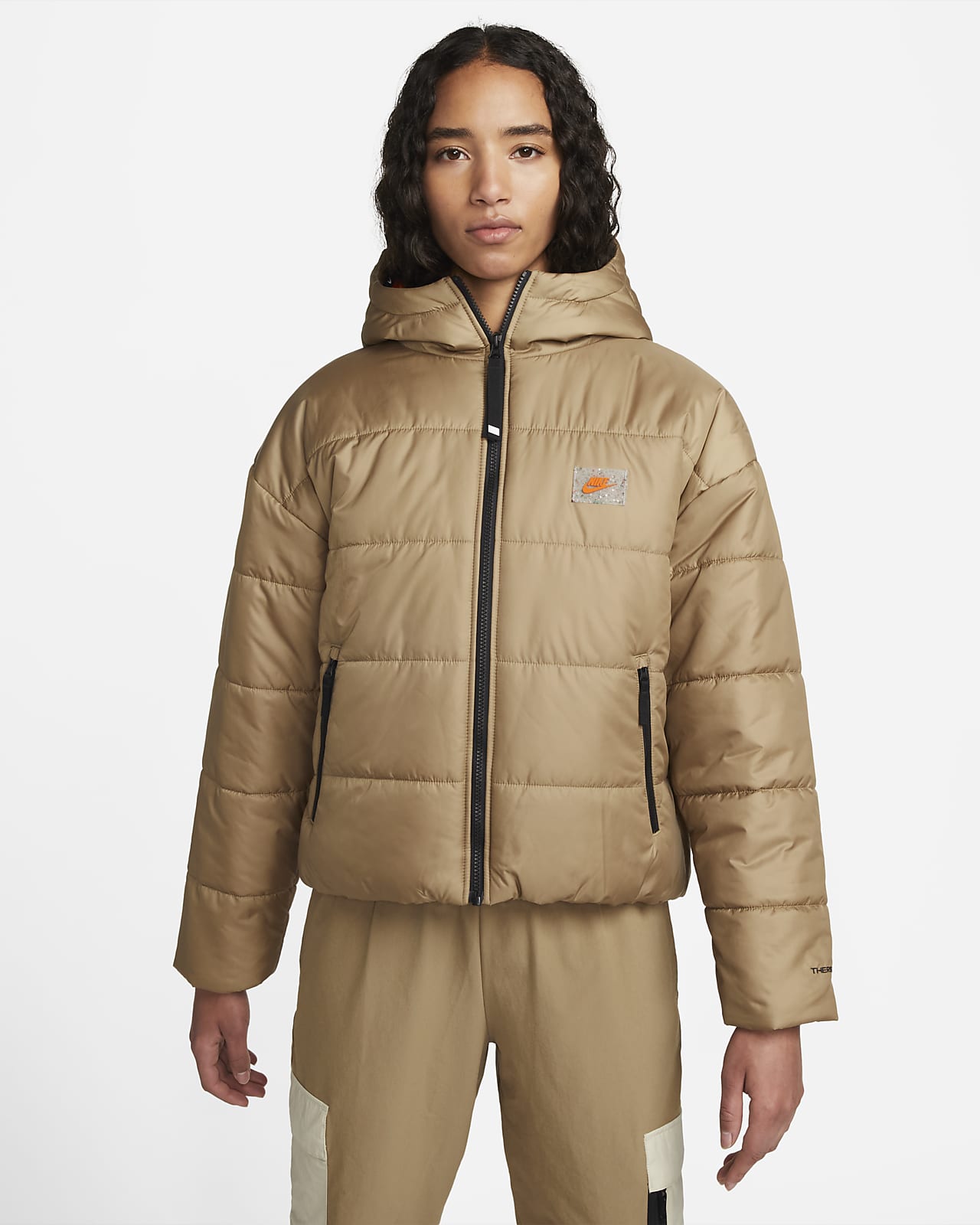 Nike Sportswear Therma-FIT Repel Women's Synthetic-Fill Hooded Jacket. Nike BE