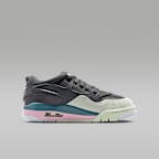 Chaussure Air Jordan 4 RM pour ado. Nike LU
