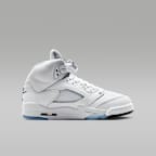Air Jordan 5 Retro OG 'White Metallic' Older Kids' Shoes. Nike IE