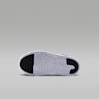 Jordan 1 Low Alt Younger Kids' Shoes. Nike UK