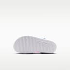 Badtoffel Nike Sunray Protect 4 för barn. Nike SE