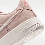 Nike Air Force 1 LV8 Older Kids' Shoes. Nike HR