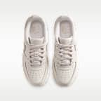 Nike Air Force 1 Low Older Kids' Shoes. Nike IE