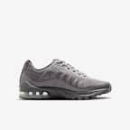 Nike Air Max Invigor Print Older Kids' Shoe. Nike HU