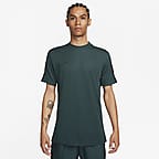 Nike Academy Men's Dri-FIT Short-Sleeve Soccer Top. Nike.com