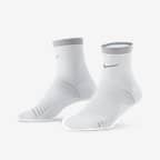 Nike Spark Lightweight Running Ankle Socks. Nike NL
