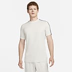 Nike Academy Men's Dri-FIT Short-Sleeve Soccer Top. Nike.com