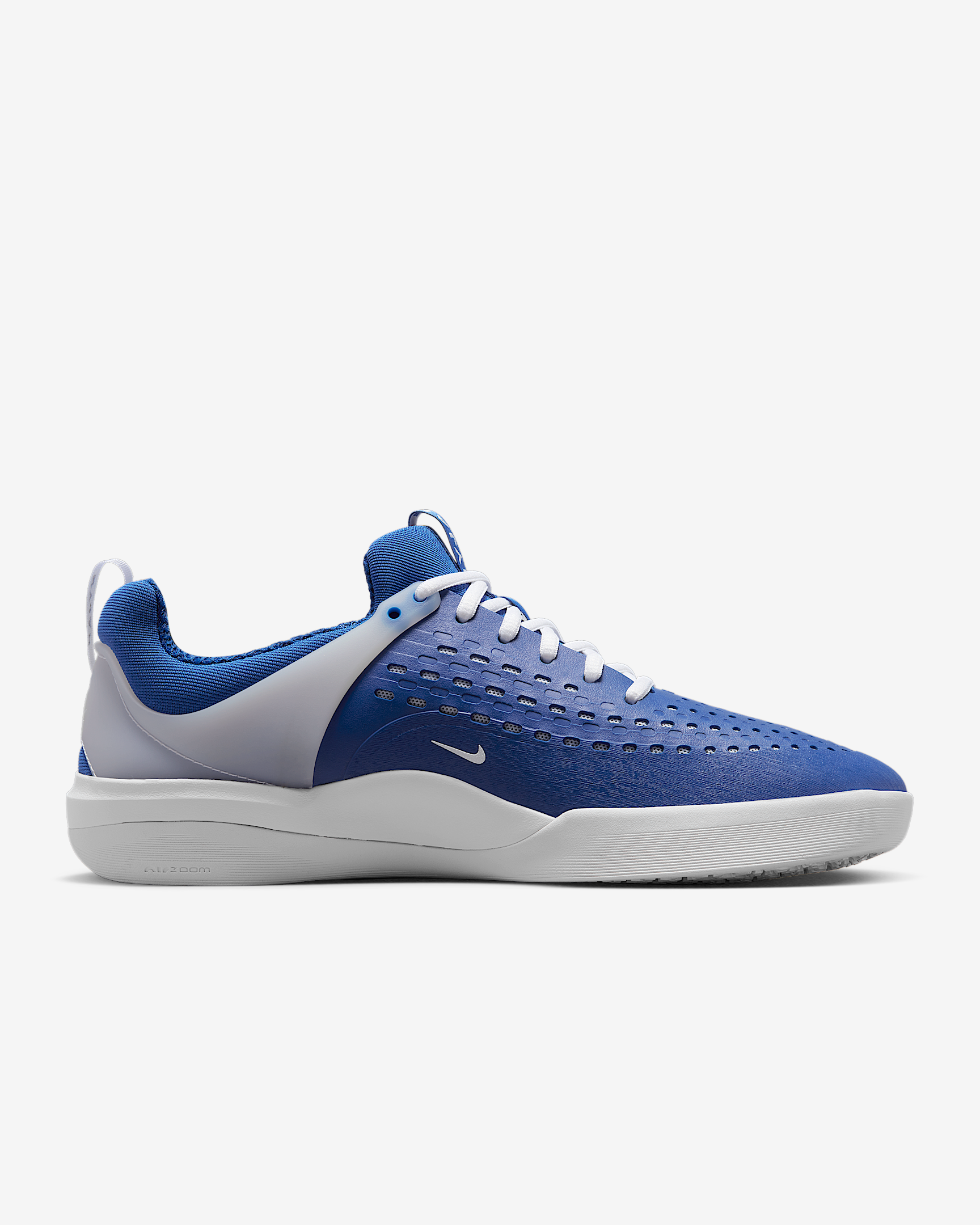 Nike SB Zoom Nyjah 3 Skate Shoes. Nike AE