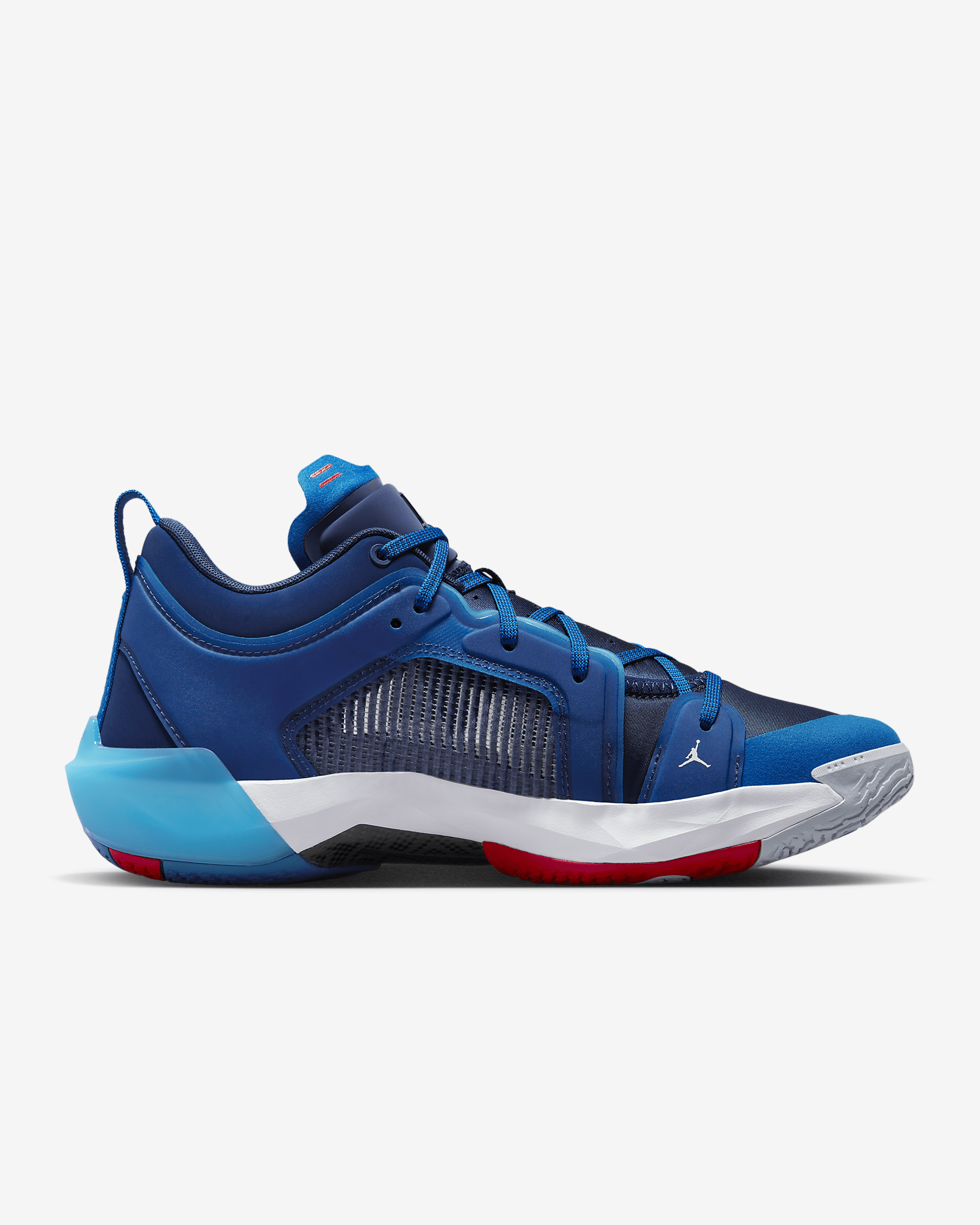 Air Jordan XXXVII Low Basketball Shoes. Nike IE