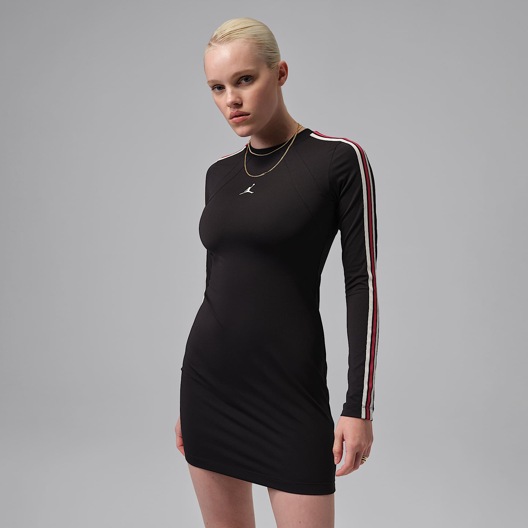 Jordan Brooklyn Women's Long-Sleeve Dress. Nike NL