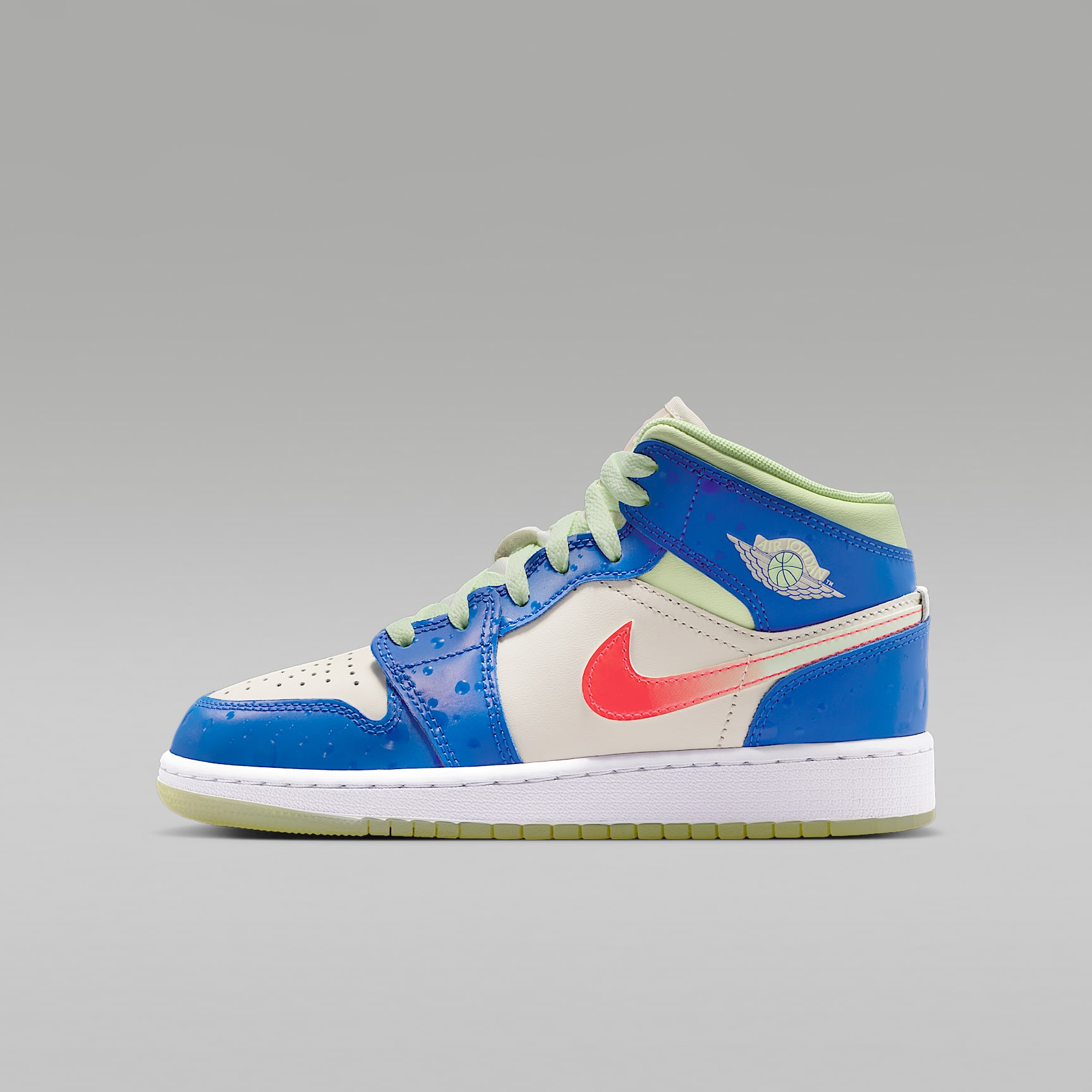 Air Jordan 1 Mid SE Older Kids' Shoes. Nike CA