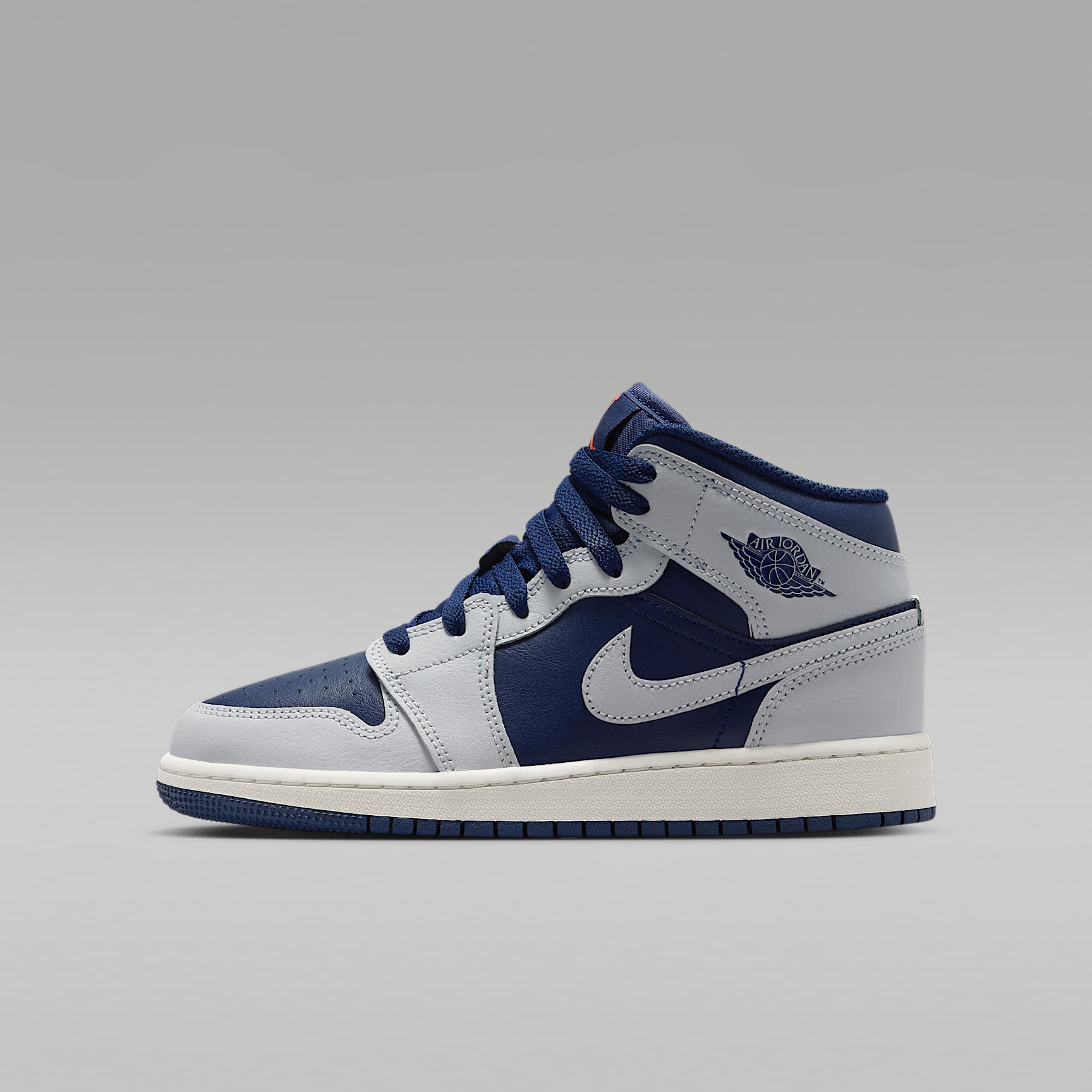 Air Jordan 1 Mid Big Kids' Shoes. Nike.com