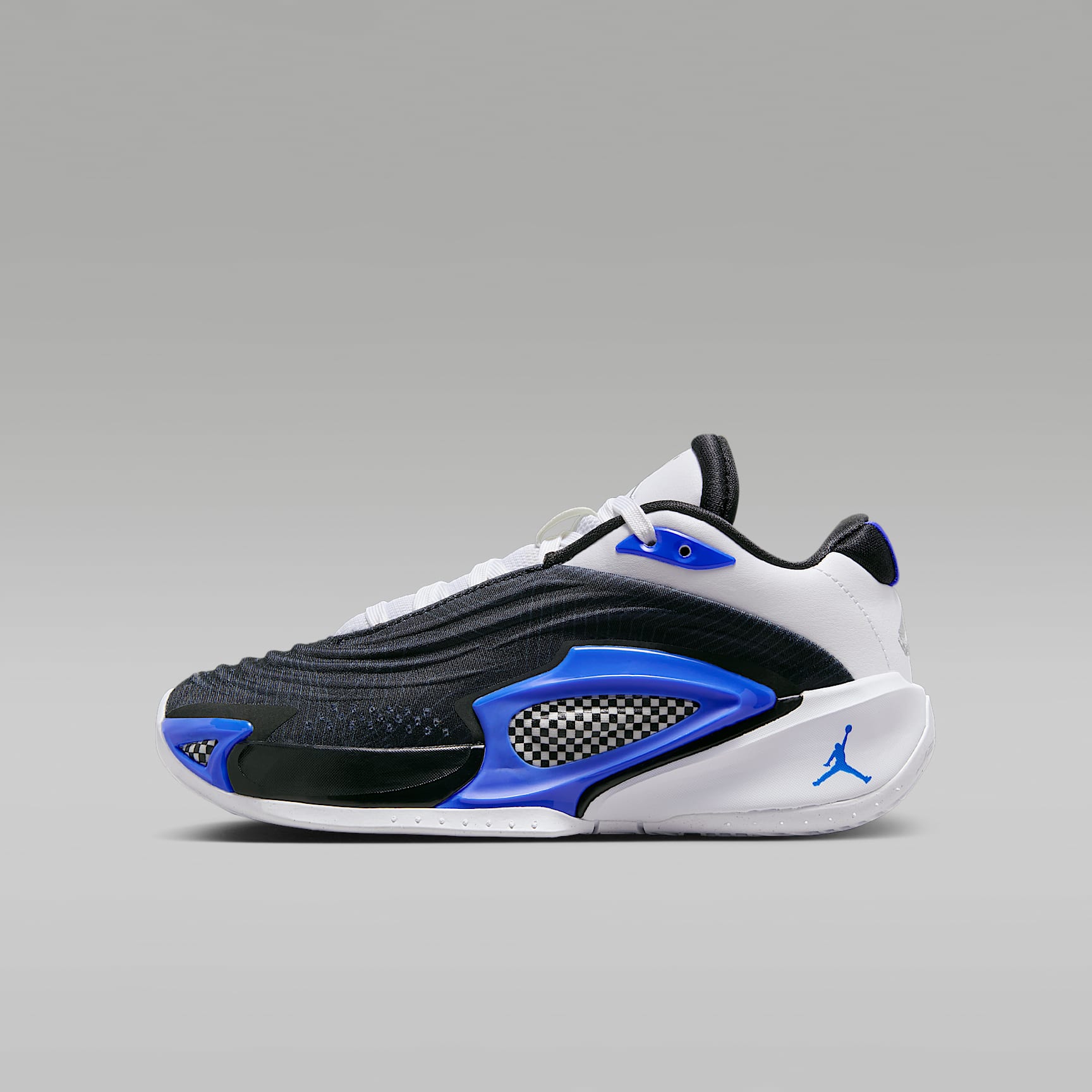 Luka 3 Older Kids' Basketball Shoes. Nike ID