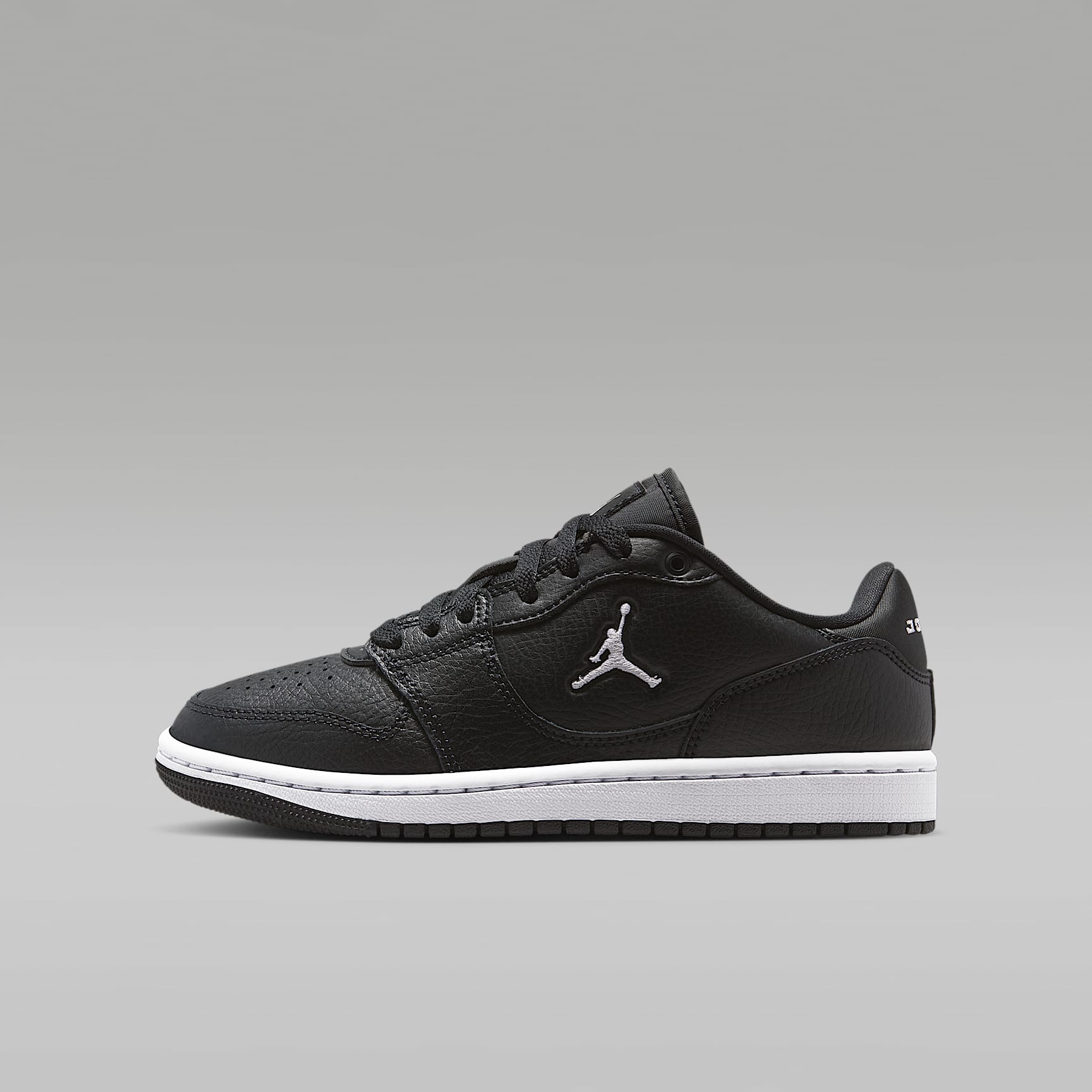 Jordan Court Connect Low Older Kids' Shoes. Nike UK