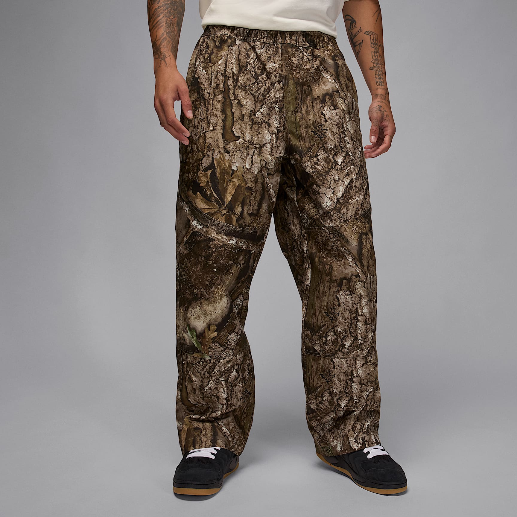 Jordan Brooklyn Men's Woven Realtree Trousers. Nike NL