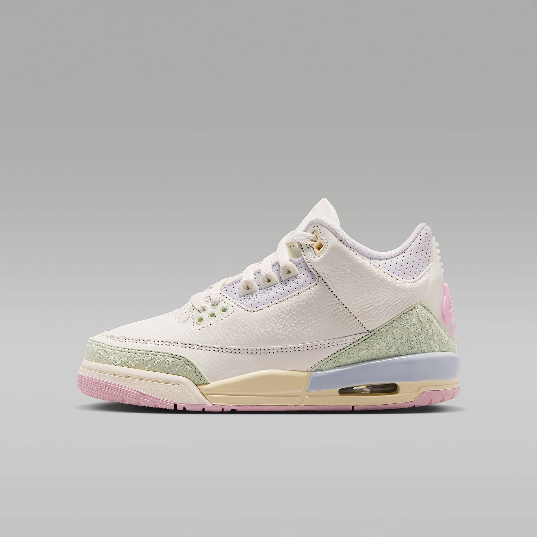 Tenis para niños grandes Air Jordan 3 Retro "Sail and Jade Aura". Nike.com