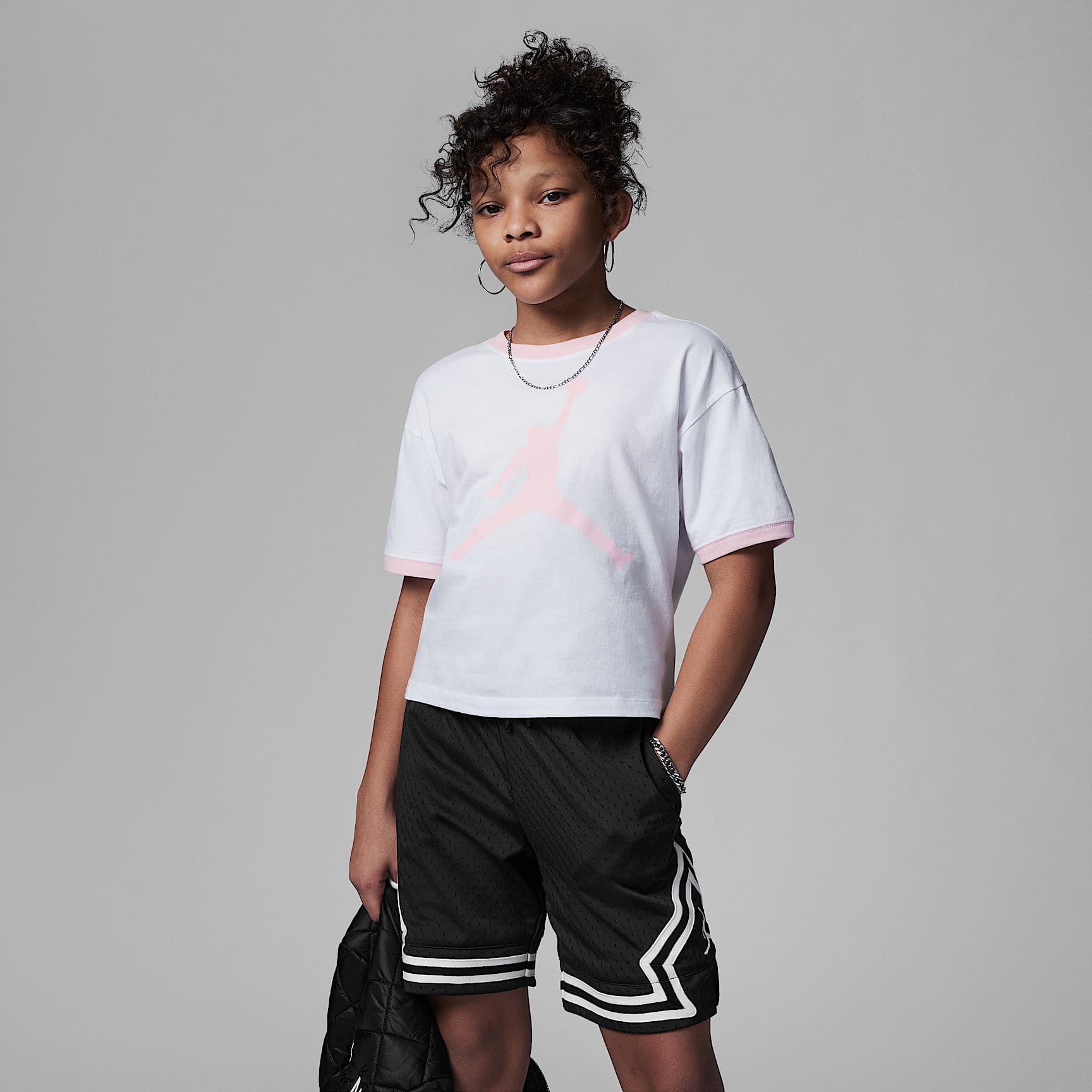 Jordan Essentials Ringer Tee Older Kids' T-Shirt. Nike IE