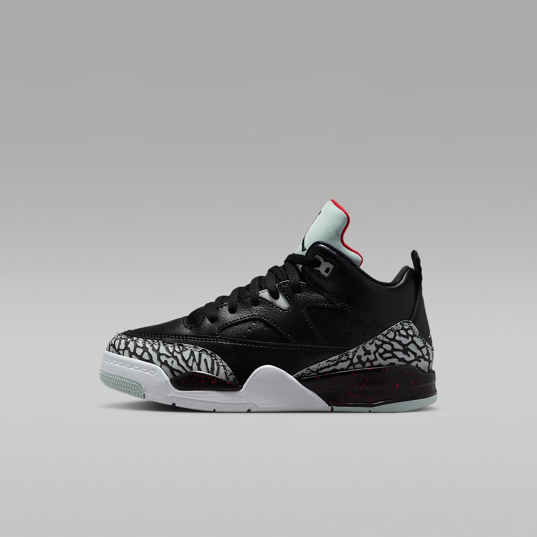Jordan Son of Mars Low Younger Kids' Shoes. Nike IL